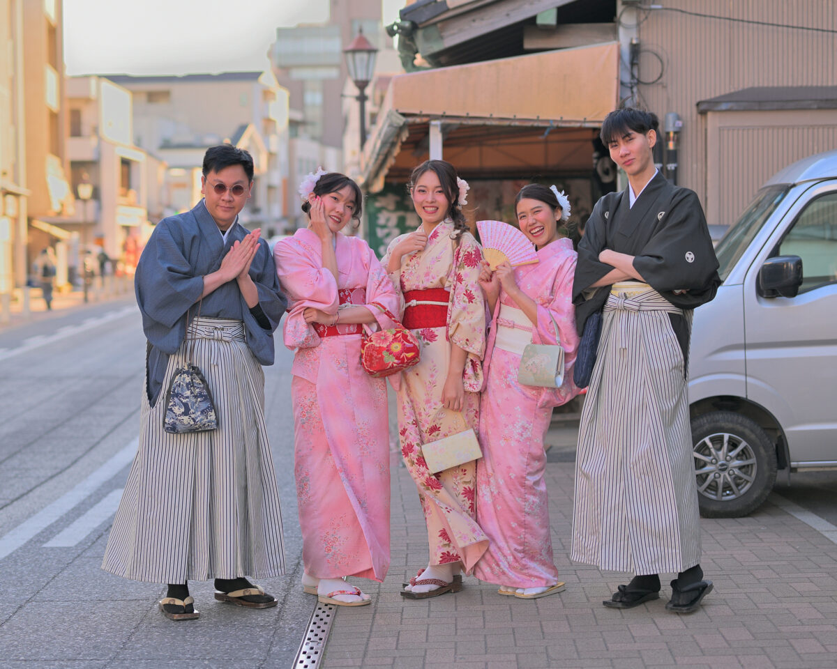Kimono experience in Narita Japan. | Kimono Studio HANABI