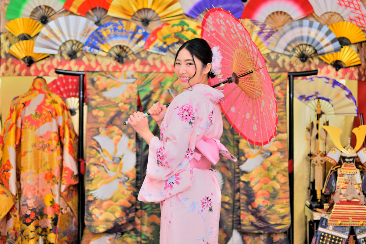 Kimono experience in Narita Japan. | Kimono Studio HANABI